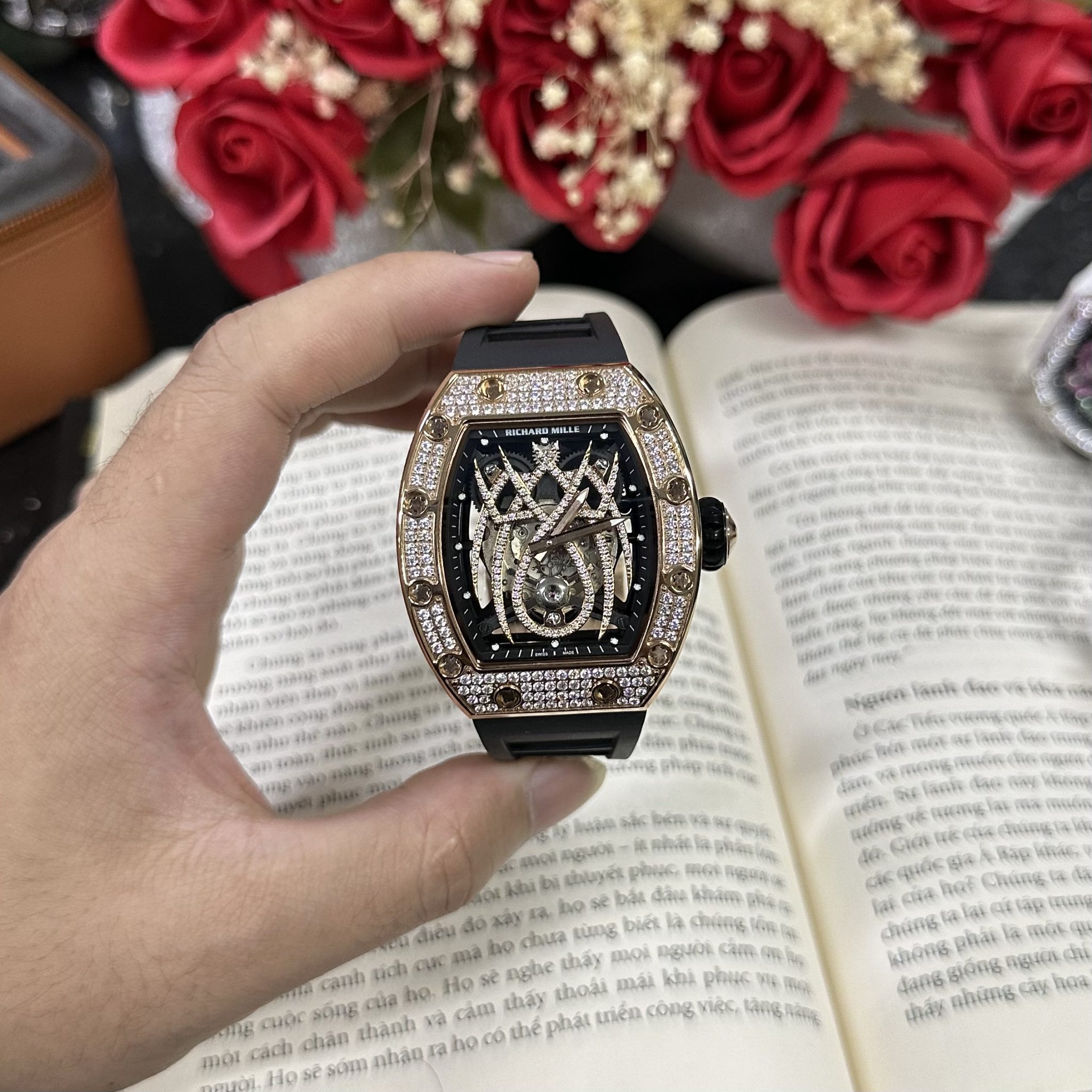 Đồng Hồ Richard Mille RM1901 Spider Gold - LuxuryTime.VN